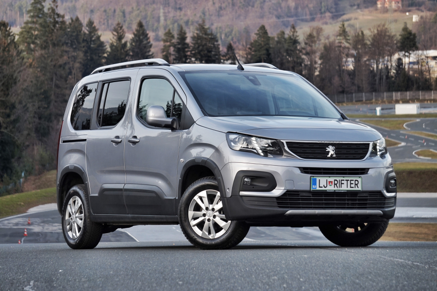 Test: Peugeot rifter 1.5 blueHDi 100 allure | AMZS