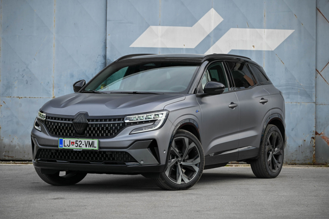 Test: Renault austral E-tech full hybrid 200 iconic esprit alpine | AMZS